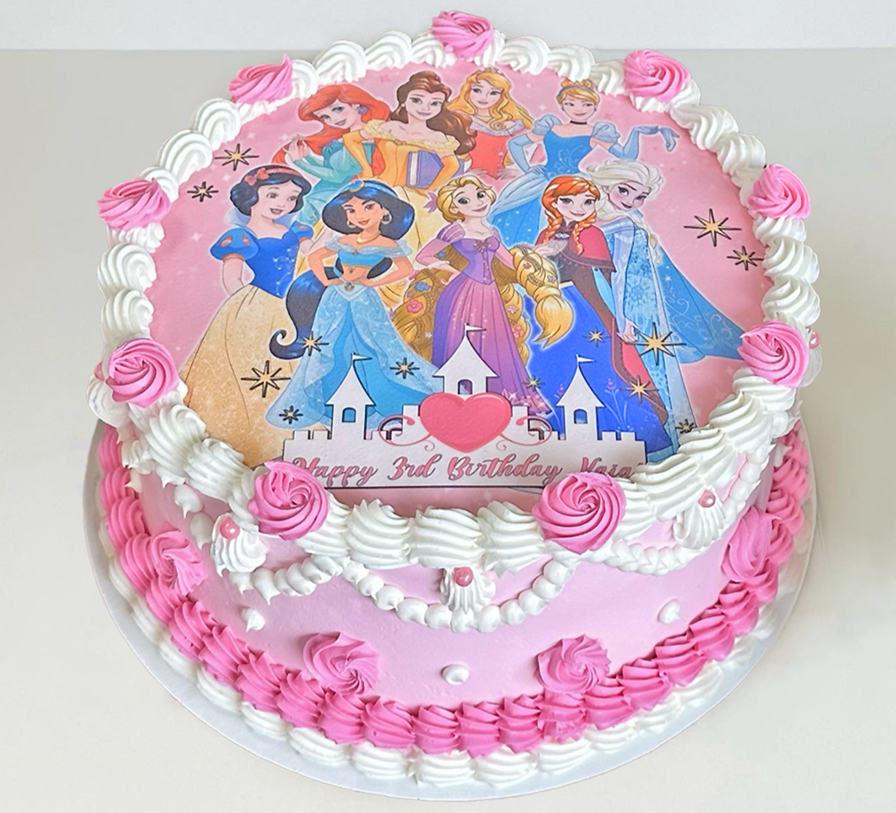 6" GF strawberry shortcake (Disney Princesses) | Sweet Avenue Bake Shop